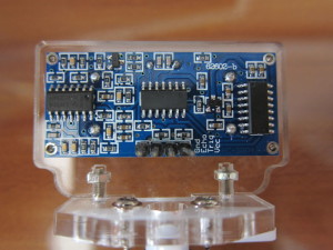 Smart Tank Chassis with Ultrasonic Sensor using Arduino - duino