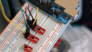 Line Sensing. QRE1113 Reflectance Sensor + Arduino
