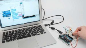 Arduino Serial Monitor in Tinkercad - duino