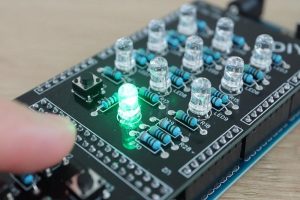 Arduino Tic Tac Toe Shield With an AI Opponent - duino