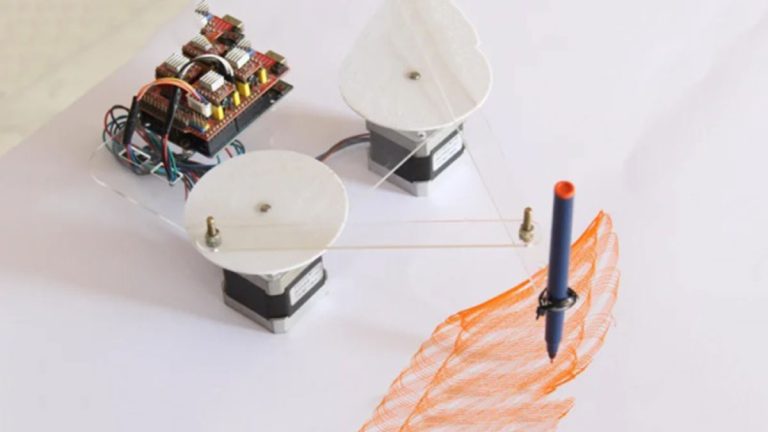 ARDUINO DRIVES FAUX SPIROGRAPH - duino